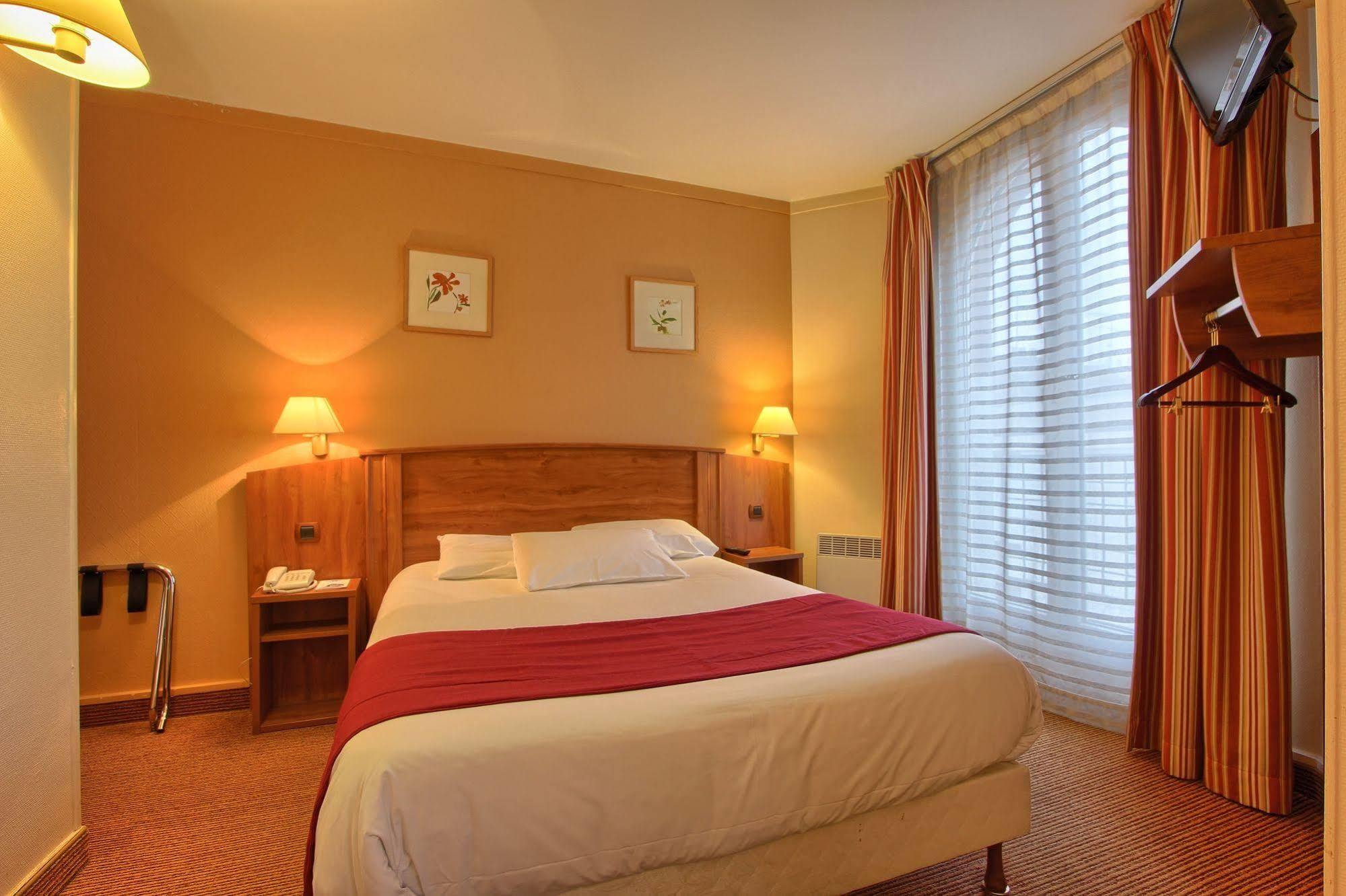 TIMHOTEL TOUR EIFFEL PARIS